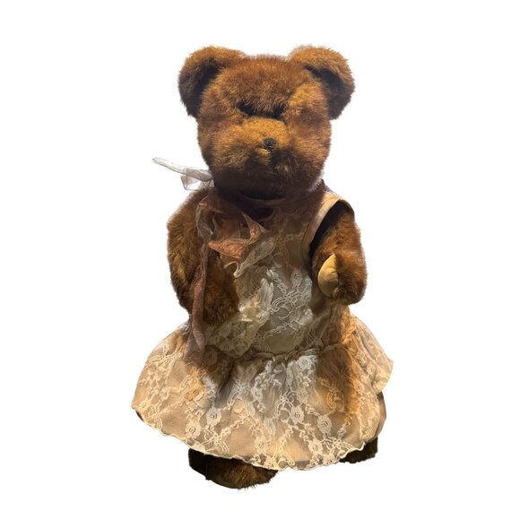 Georgiann | Toys | Vintage Georgiann Lane Bear In Lace Dress | Poshmark